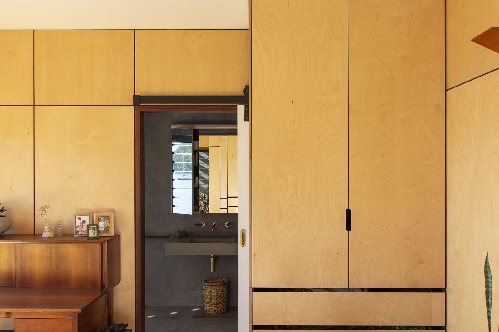 Casey Brown’s sustainable beach shack in Australia | Wallpaper*