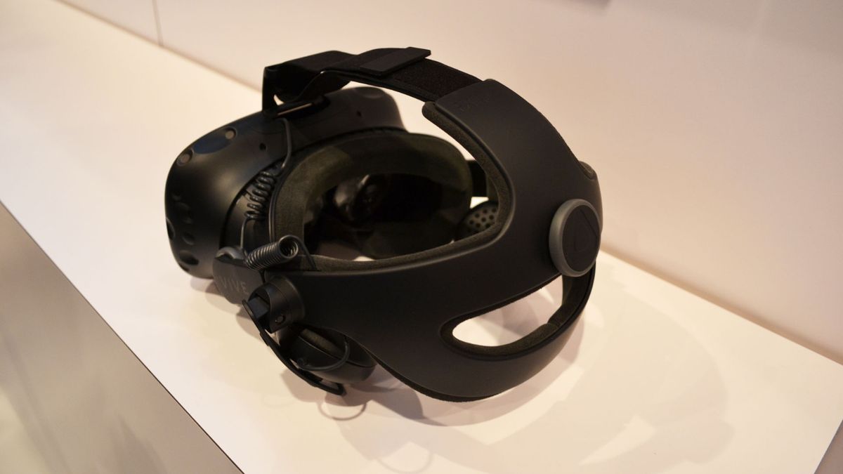 HTC Announces Release Dates, Pricing For Vive Tracker, Deluxe Head ...