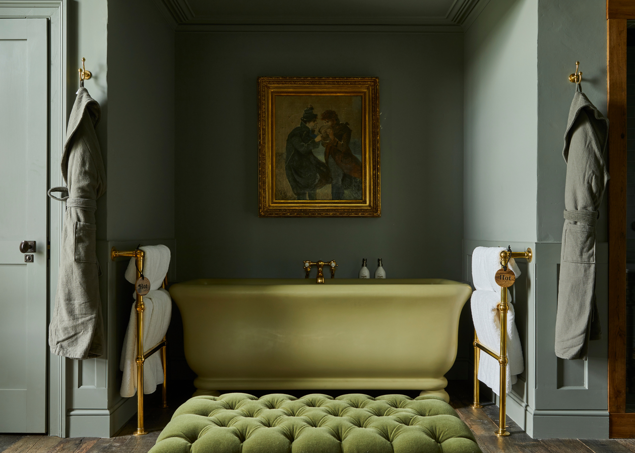 The Avocado Bathroom Is Back — Will It Date So Badly This Time? | Livingetc