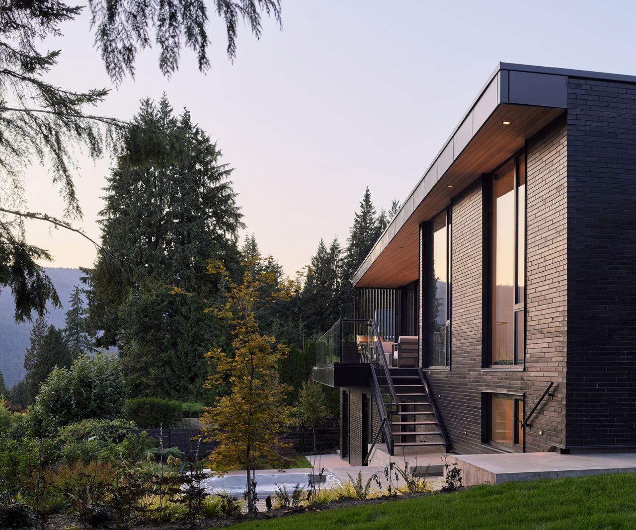 How to choose a house exterior color scheme with expert tips | Homes ...