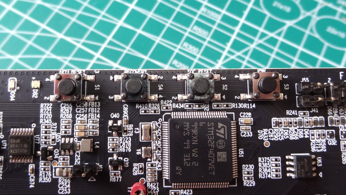 SiFive HiFive Premier P550 Review: High RISC | Tom's Hardware