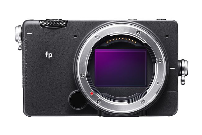 The world's smallest full-frame mirrorless camera, Sigma fp now ...