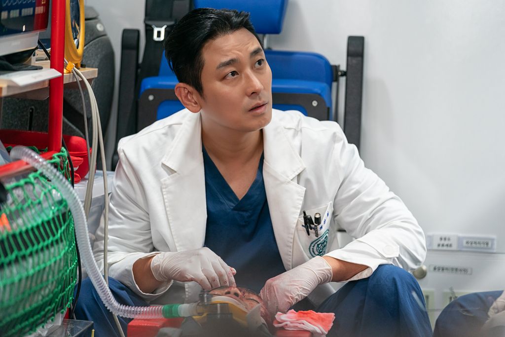 The Cast of 'The Trauma Code: Heroes on Call:' Your Guide | Marie Claire