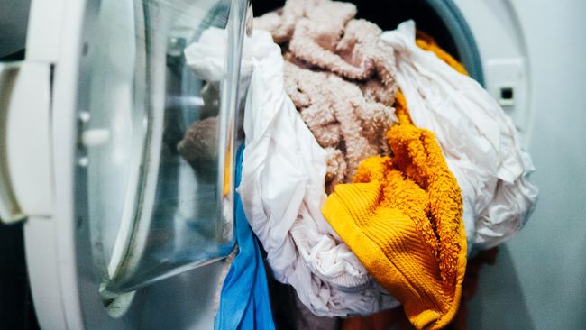 What happens if you overload a washing machine? 7 damaging effects of ...