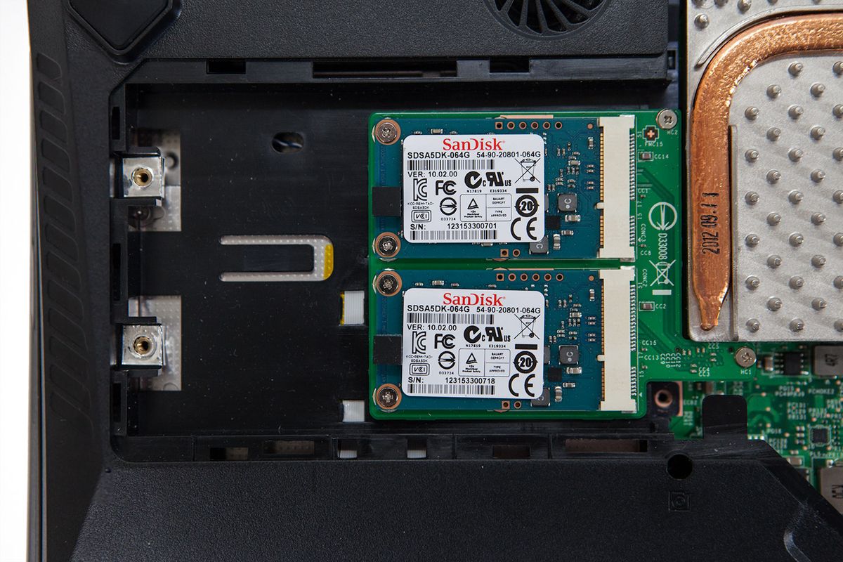 Interior: Teardown Images And Components - MSI GX60 Review: Radeon HD ...