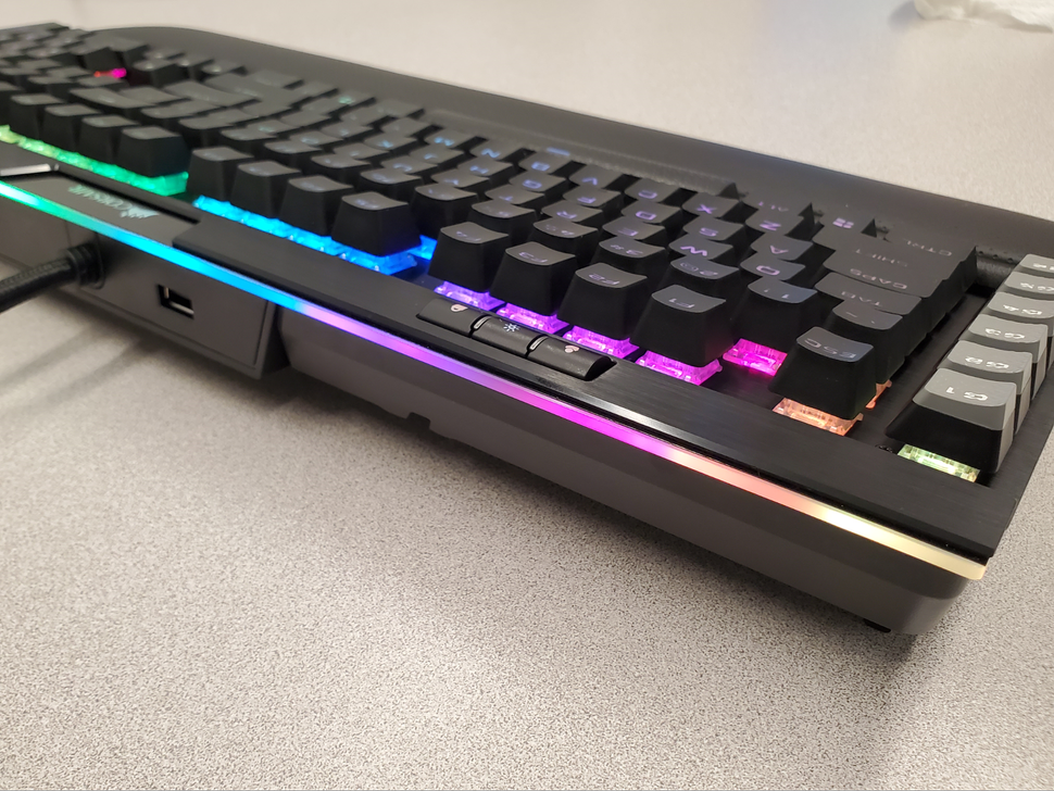Corsair K95 RGB Platinum XT Review: Upgrading a Classic | Tom's Hardware