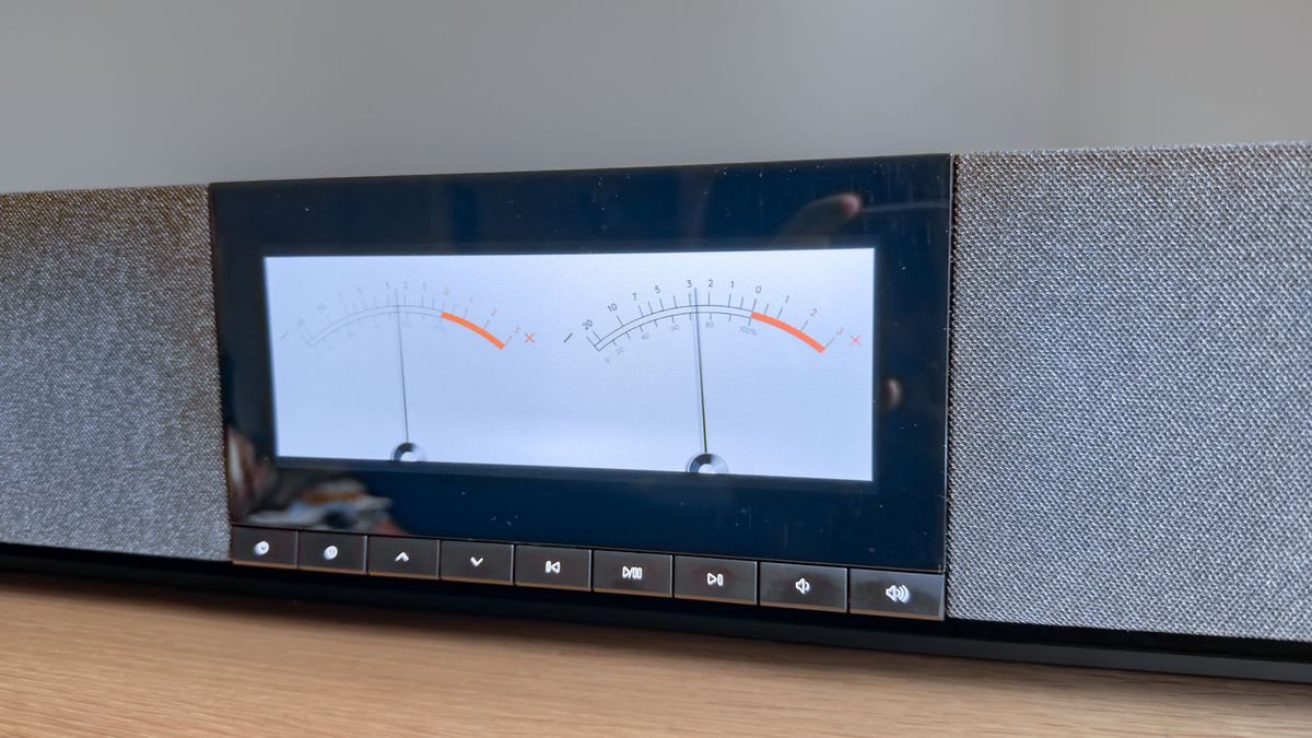 This all-in-one audio system just replaced every speaker in my living ...