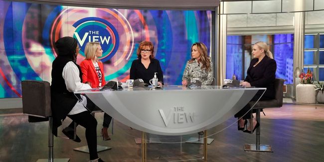The View Hosts' Constant Drama Is Getting Turned Into A Scripted TV ...