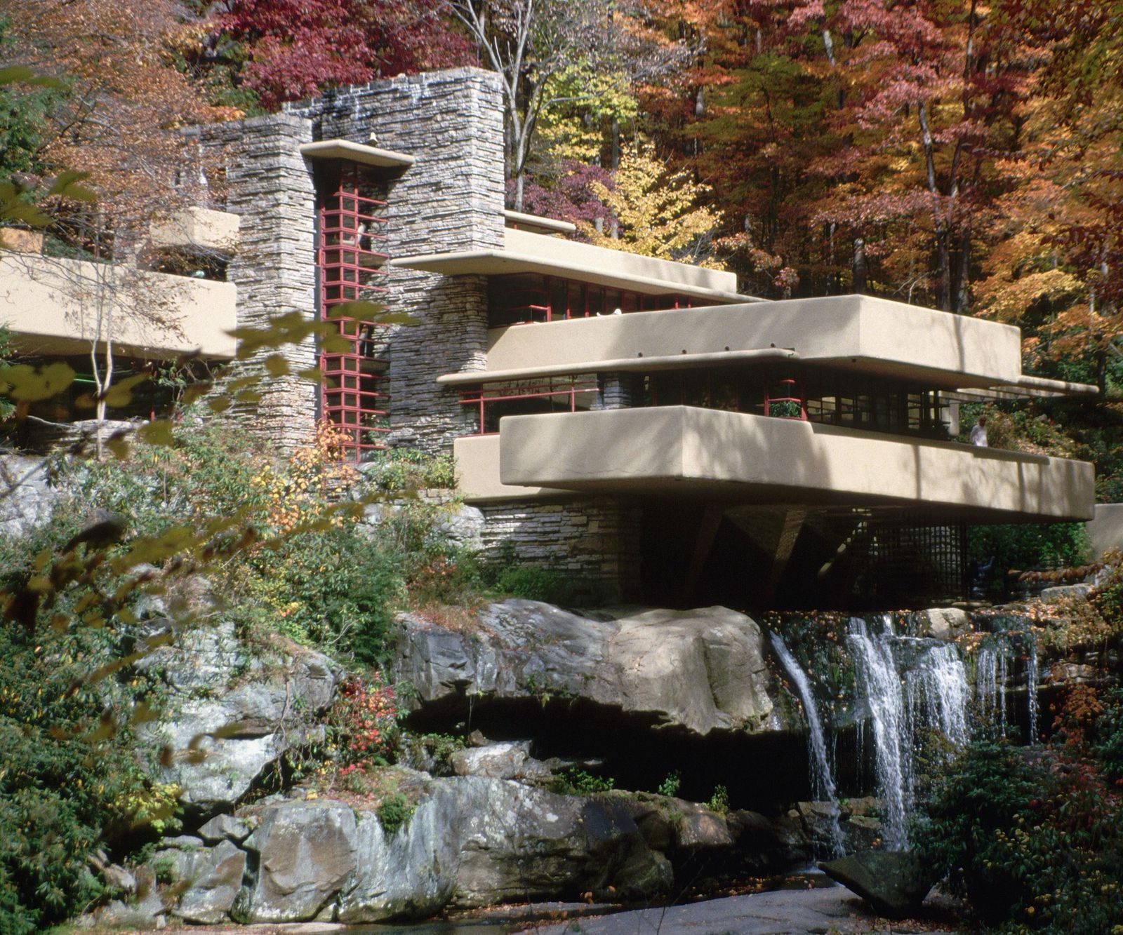 10 famous homes around the world – and why you need to visit | Homes ...