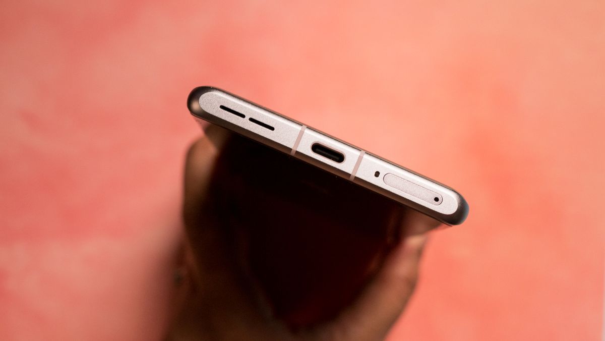 OnePlus 12R Sunset Dune hands-on: A stunning addition to the OnePlus ...