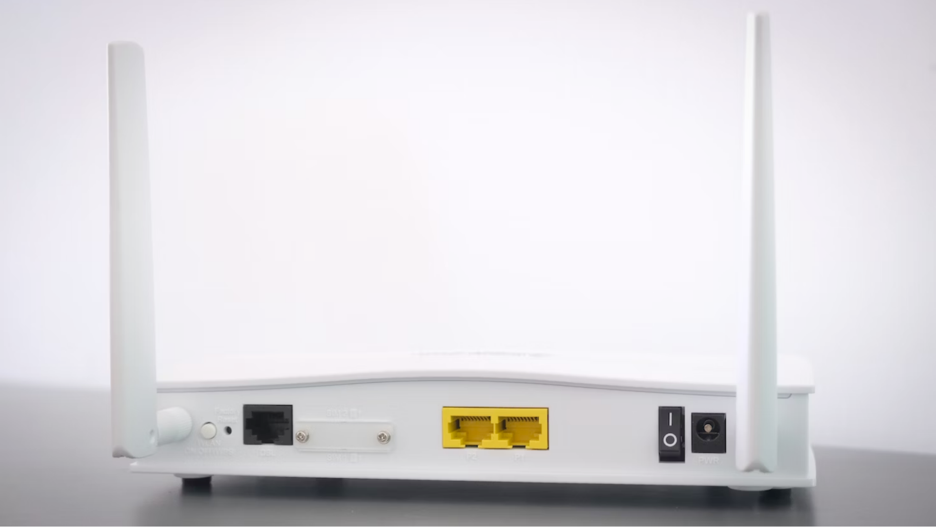 How to Turn an Old Router into a Wi-Fi Extender or Switch | Tom's Hardware