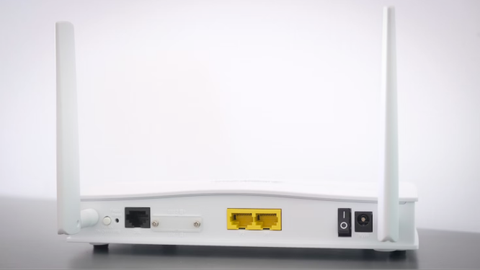 How to Turn an Old Router into a Wi-Fi Extender or Switch | Tom's Hardware
