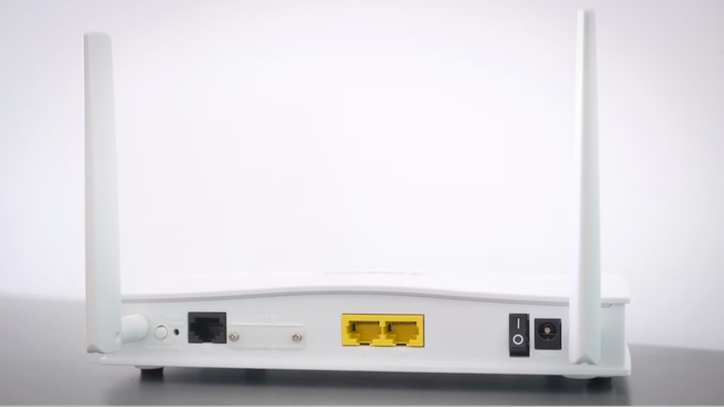 How to Turn an Old Router into a Wi-Fi Extender or Switch | Tom's Hardware