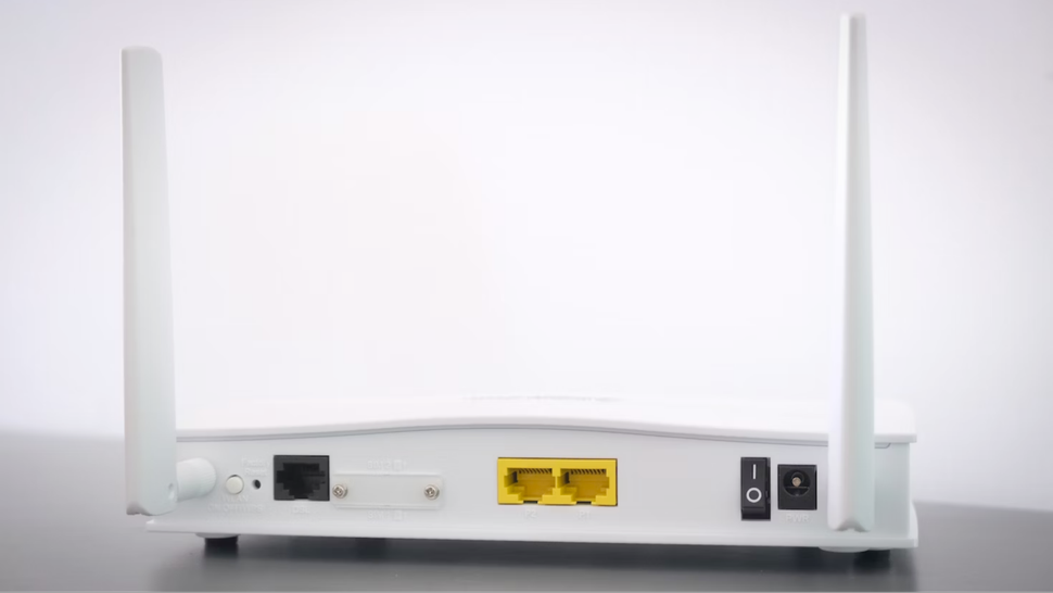 How to Turn an Old Router into a Wi-Fi Extender or Switch | Tom's Hardware