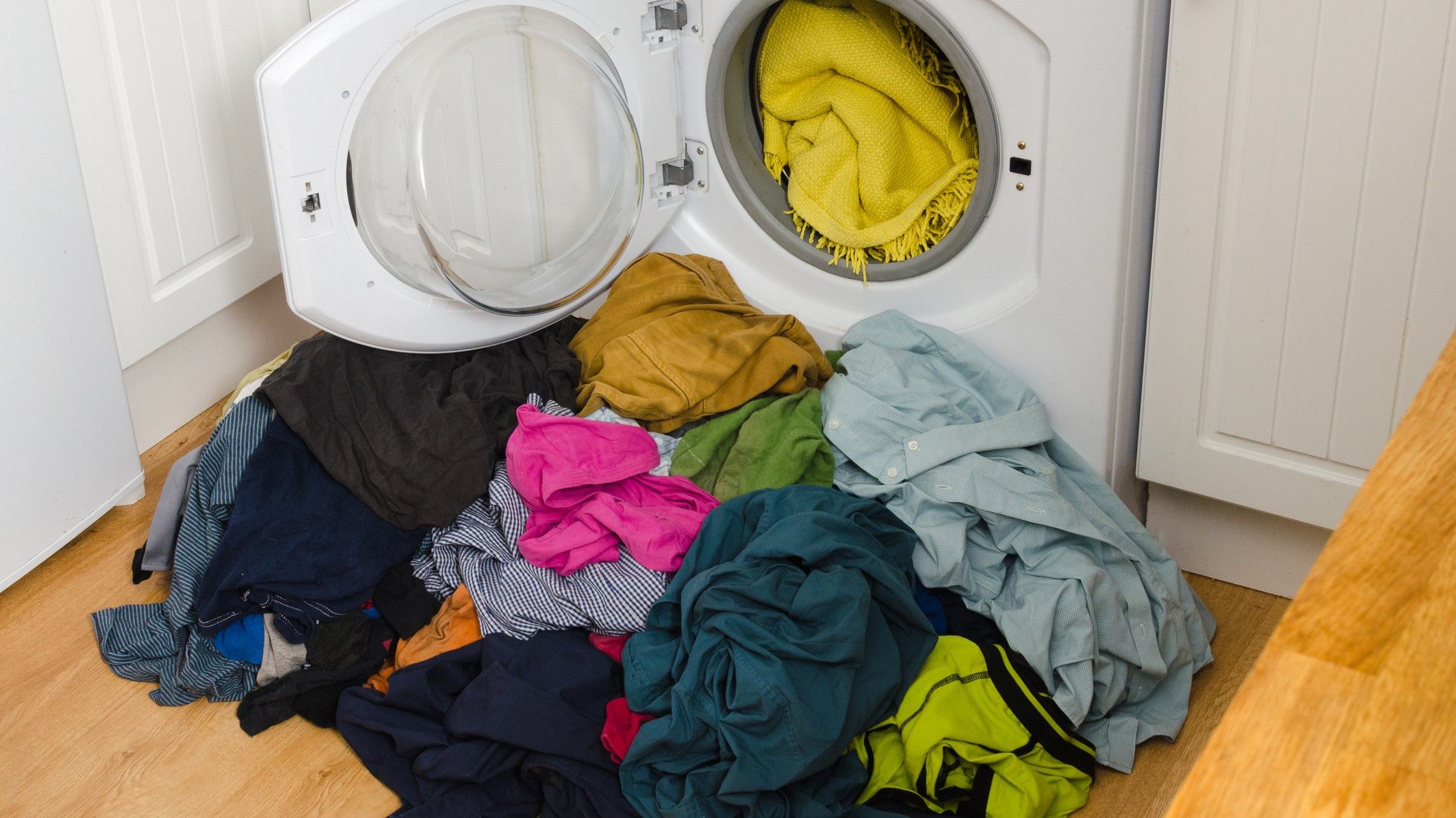 What happens if you overload a washing machine? 7 damaging effects of ...