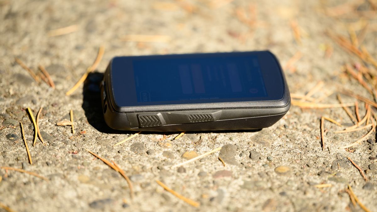 The Hammerhead Karoo 2 is one of our favourite bike computers and it's 35% off, is it time to ...