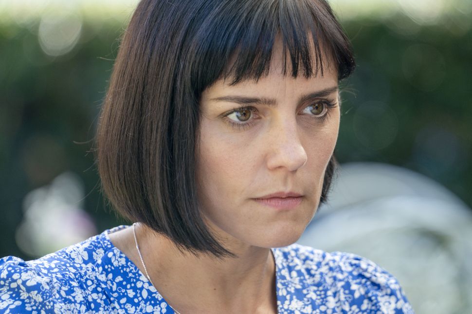 The Sixth Commandment cast: who's who in the crime drama | What to Watch