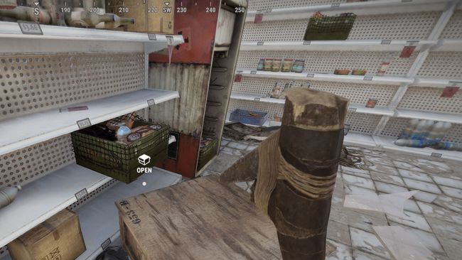 How to get food in Rust and avoid starvation | GamesRadar+