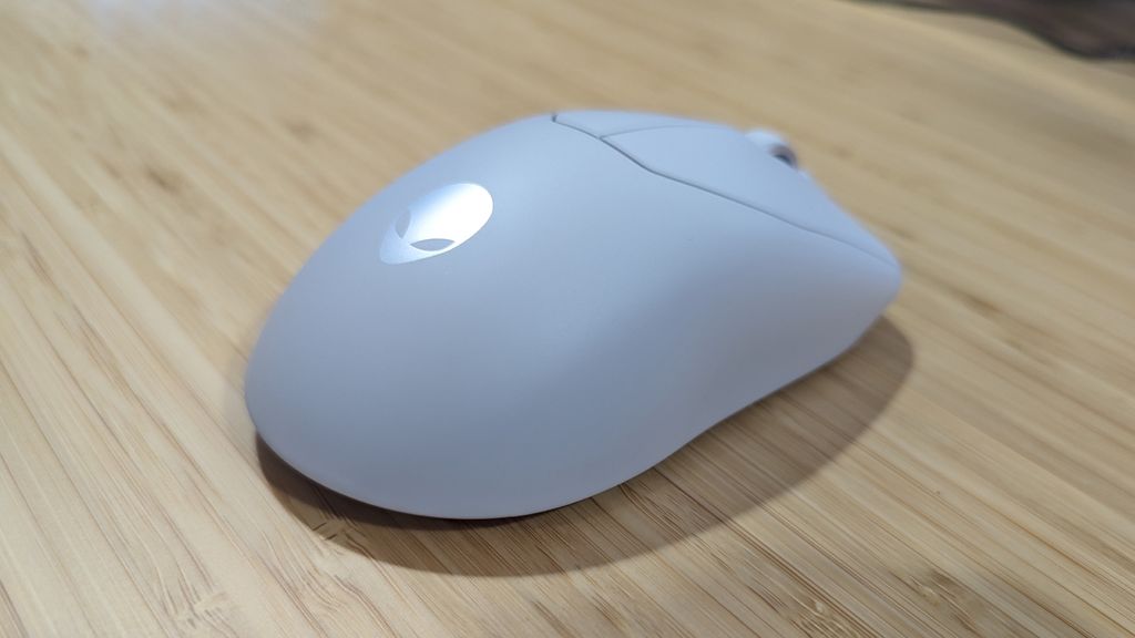 Alienware Pro Wireless Gaming Mouse review: Did a wizard design this ...