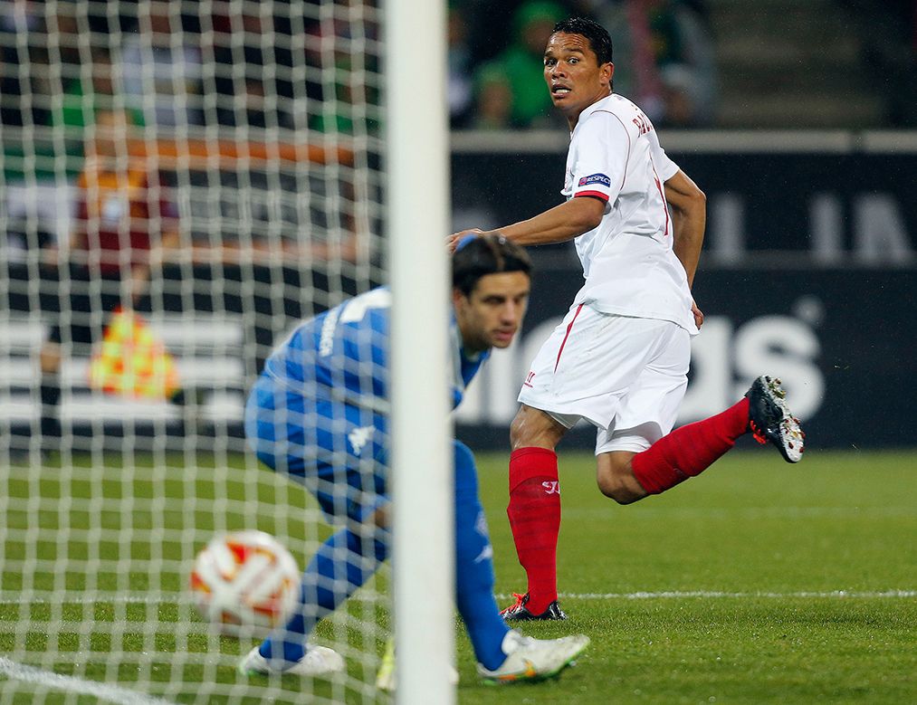 Meet Carlos Bacca – the trainee bus conductor who's eyeing his ticket ...
