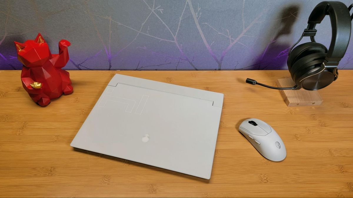 Alienware x14 Review: Slim, Sleek and Solid | Tom's Hardware