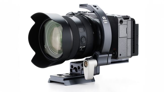 Benro's quick-release rotation lens bracket lets you switch your camera ...