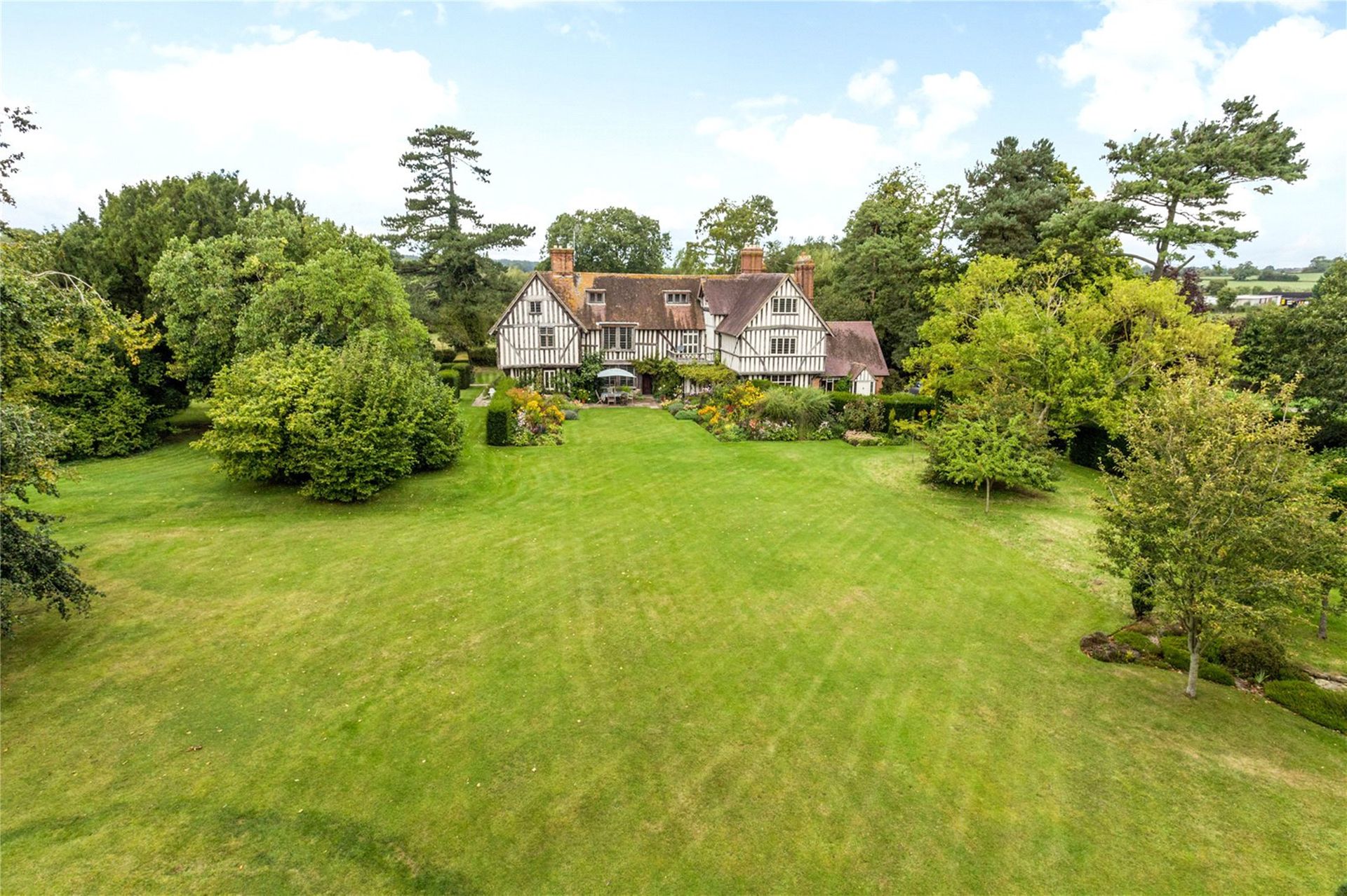 A medievalist’s 15th-century manor house in the Severn valley with five ...