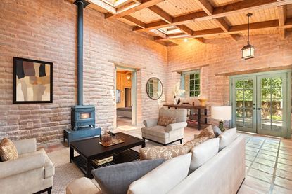 6 cozy homes built in adobe style | The Week