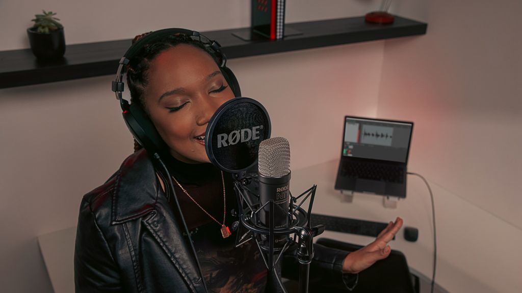 Rode releases the 5th generation NT1 32-bit studio condenser mic with ...