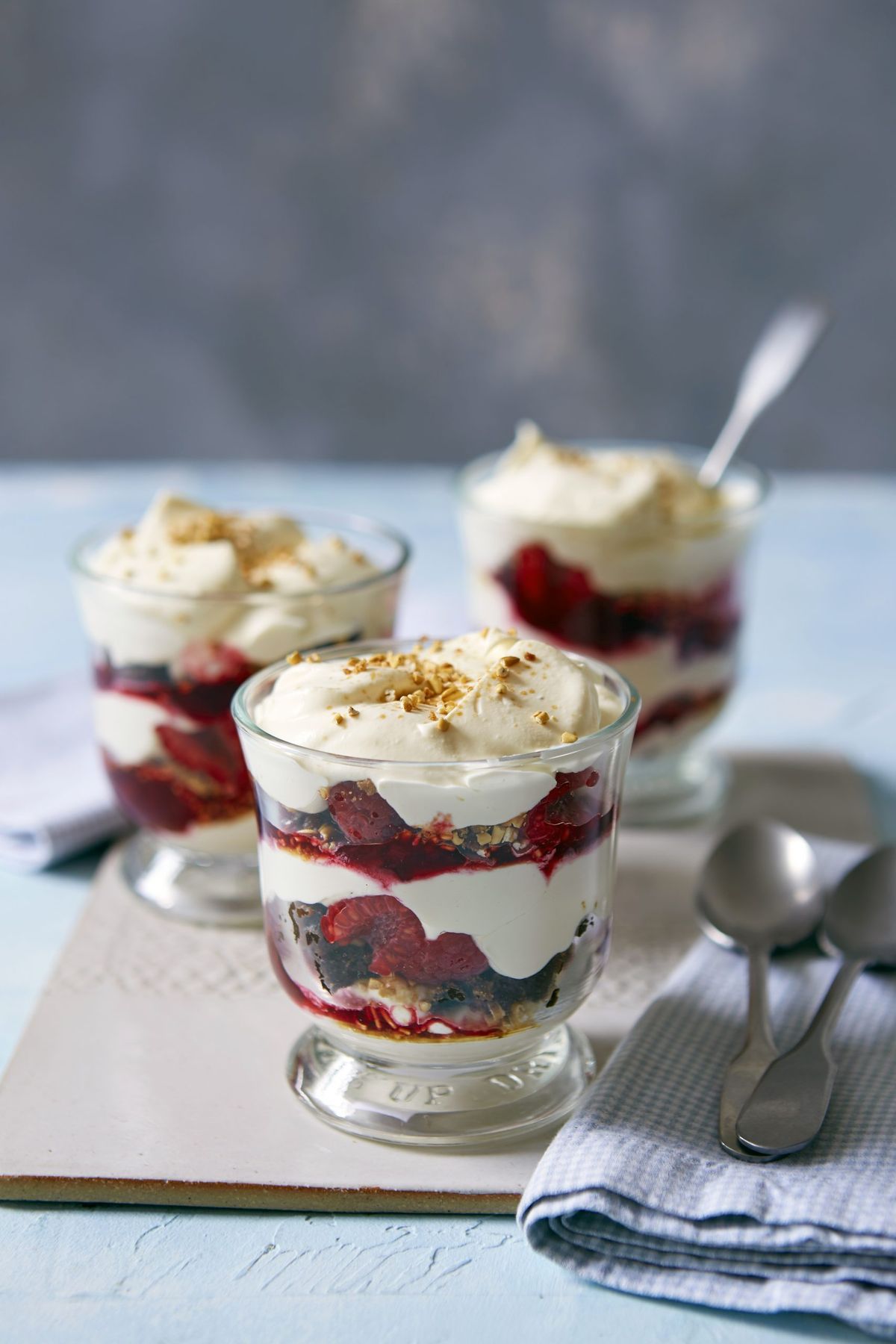Christmas pudding and raspberry cranachan | British Recipes | GoodtoKnow