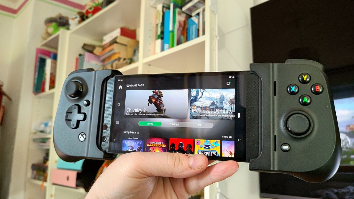 GameVice Flex Xbox cloud gamepad review: Improving the Razer Kishi (sort of) | Windows Central