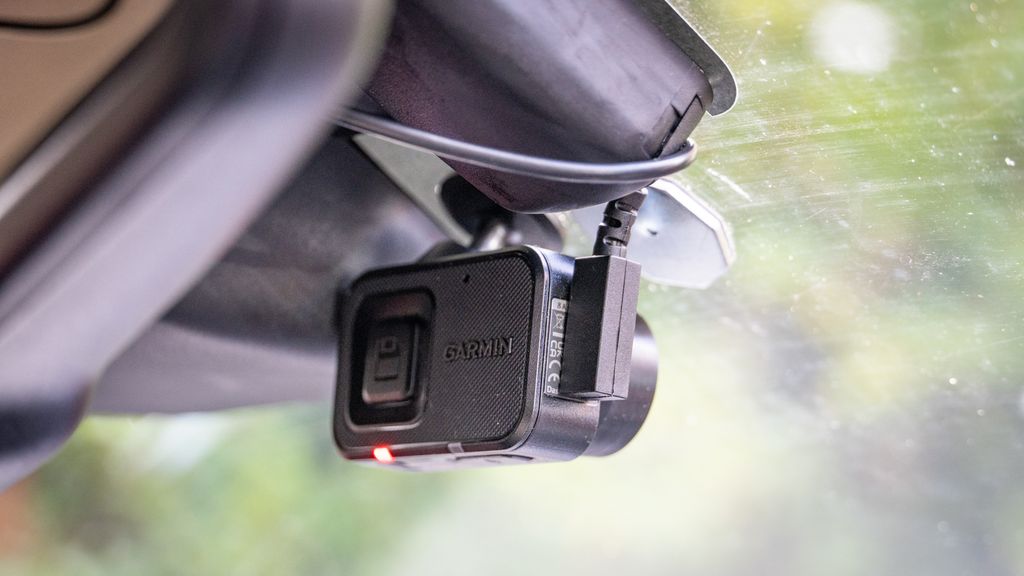 Garmin Dash Cam Mini 3 review: same great design, now with less glare ...