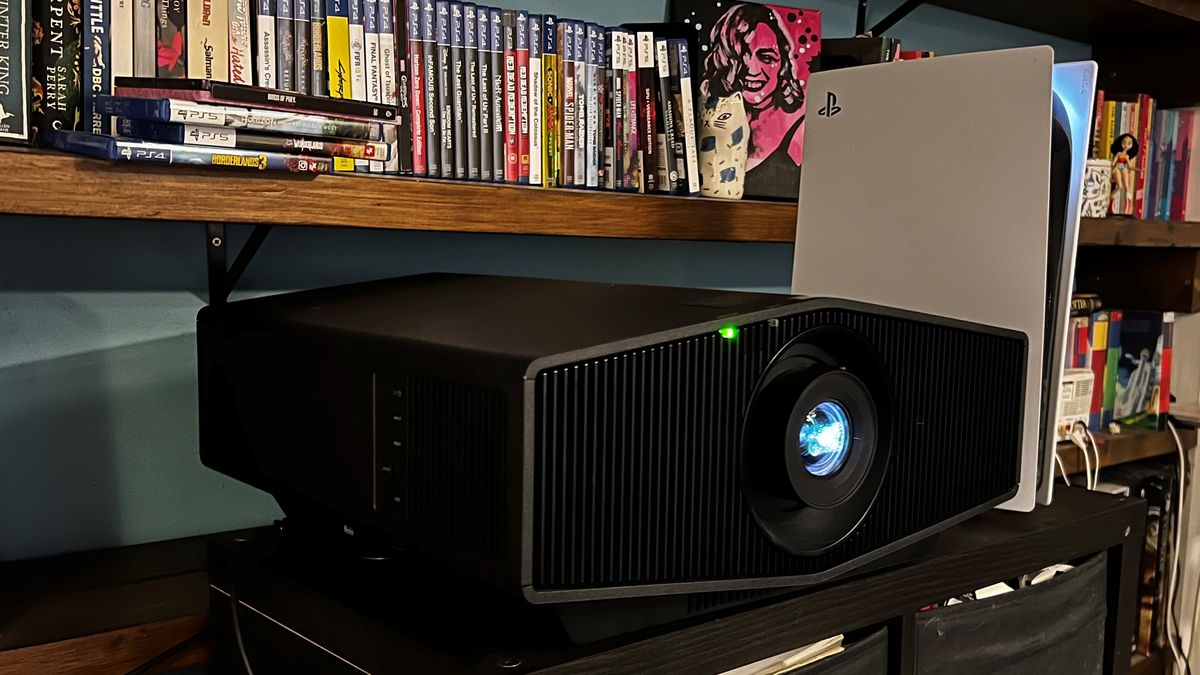 Sony VPL-XW5000 review: "Unquestionably a fantastic projector; but ...