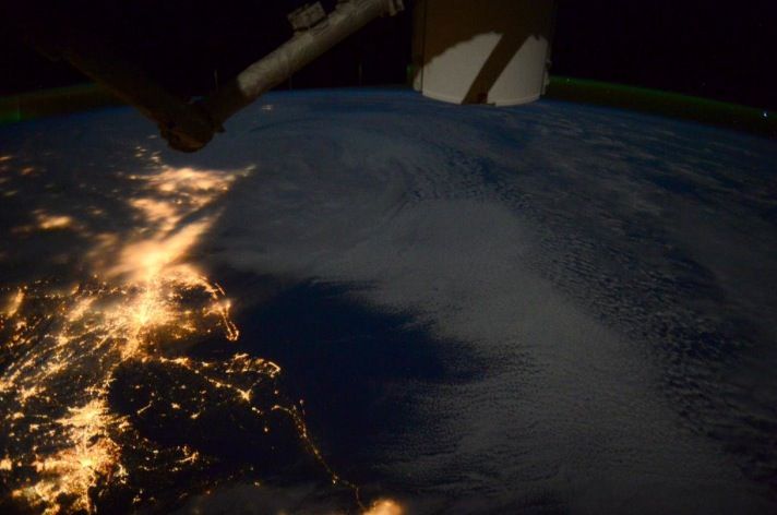 Astronaut Captures Huge Winter Storm from Space (Photos) | Space