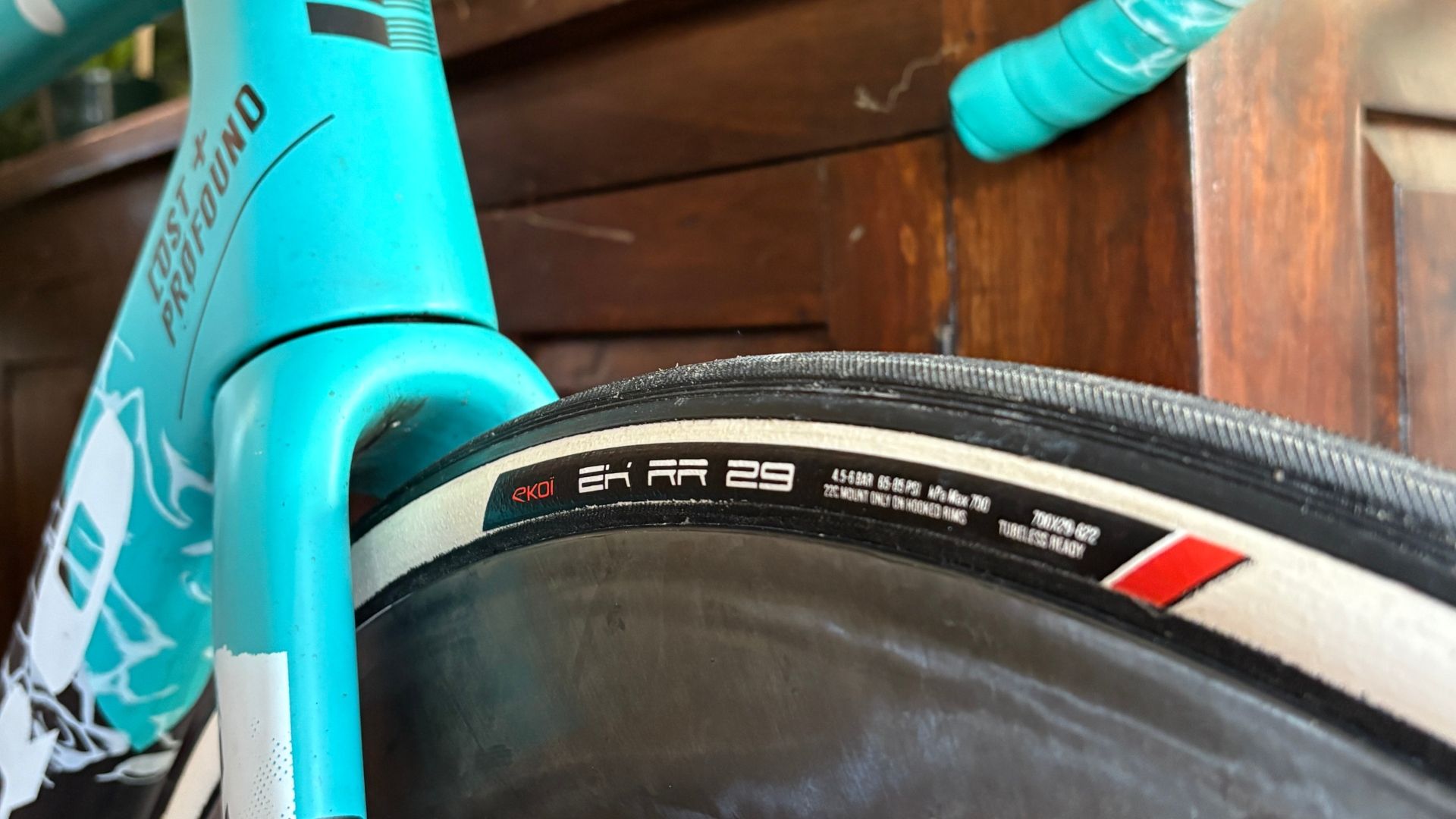 Ekoi has a new, beautiful, fast and supple tyre, but does it live up to ...