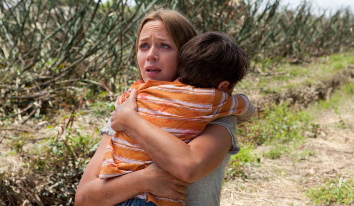 How Looper's Time Travel Works | Cinemablend