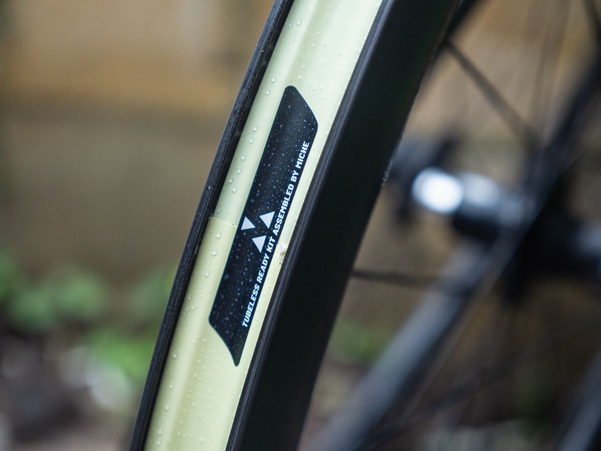 Miche Kleos RD 50 wheelset review: Add-on aero shrouds, sensible design ...