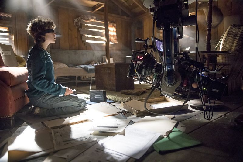 Stranger Things Behind-the-Scenes - Stranger Things Behind-the-Scenes ...