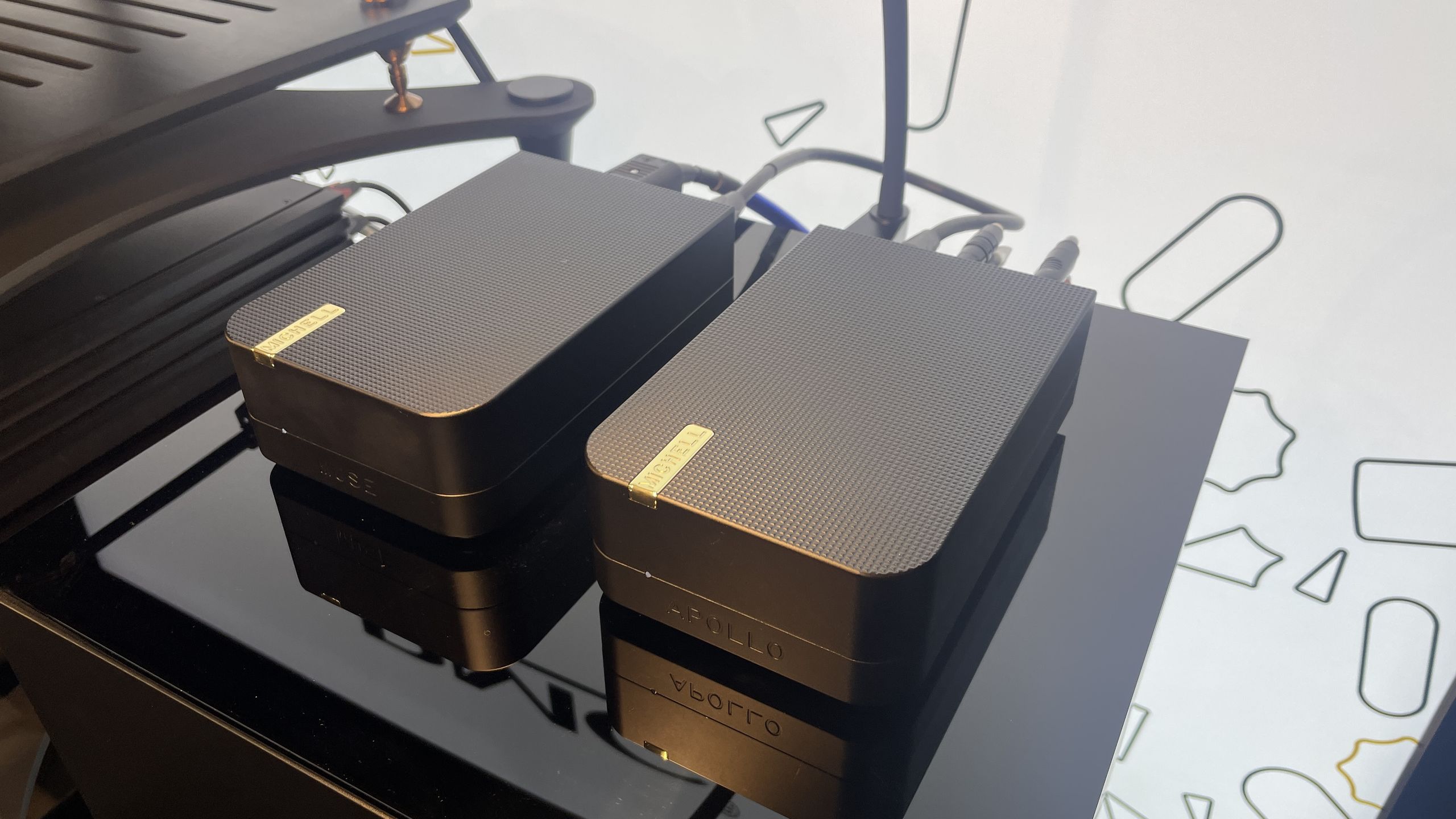 Michell's high-end Apollo phono stage and Muse power supply are ...