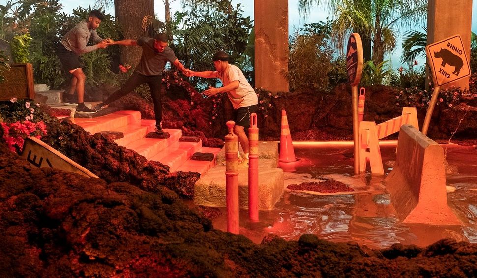 Floor Is Lava: 3 Quick Ways Netflix's Game Show Could Improve For ...