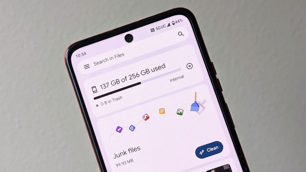The Google Files app picks up a new document scanner | Android Central
