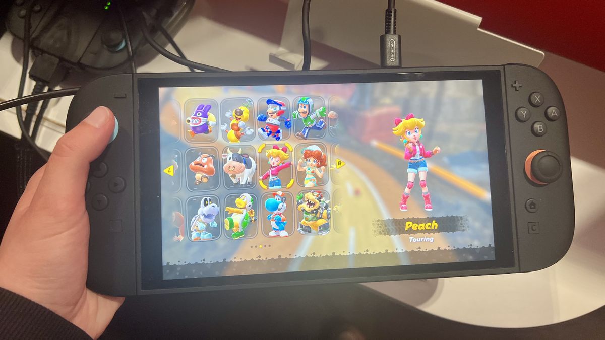 Switch 2 vs Xbox Series S: How does Nintendo's handheld compare ...