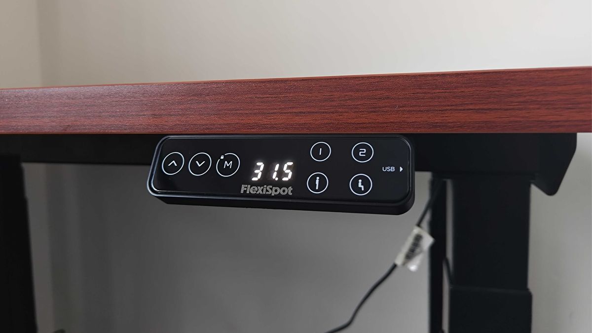 Flexispot E7 Plus review: “a remarkably sturdy standing desk” | GamesRadar+