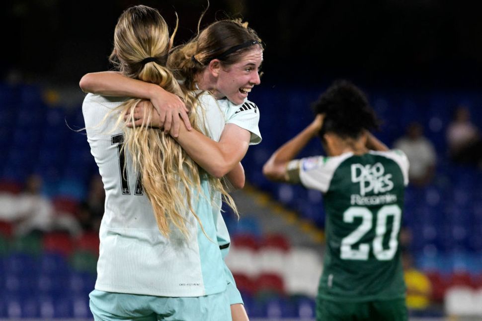 Mak Whitham makes NWSL history with senior debut at just 14 years old ...