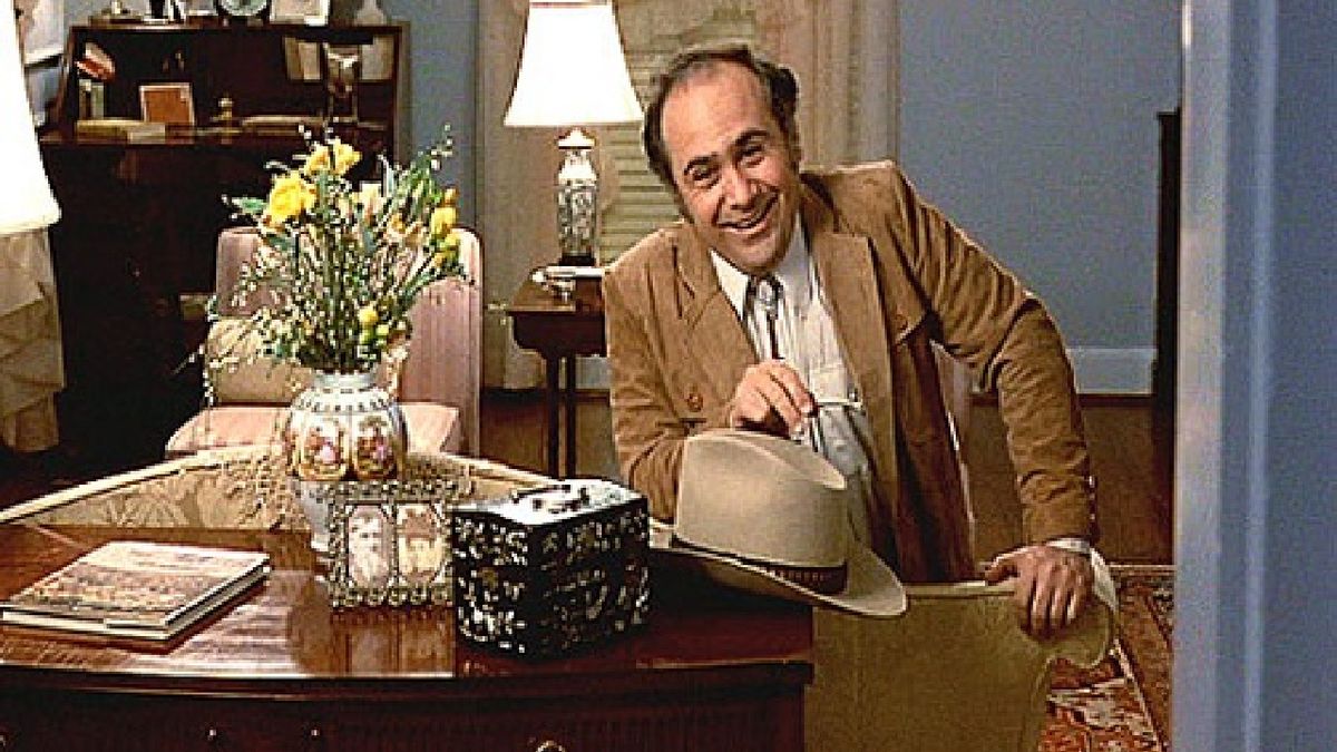 Danny DeVito: What To Watch If You Like The It's Always Sunny In ...
