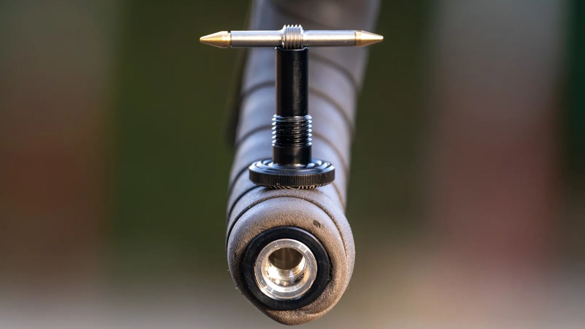 Dynaplug launches the Covert handlebar tool in the UK | Bike Perfect