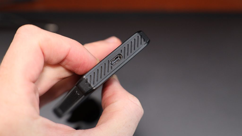 Lexar Professional SL600 SSD review: getting a handle on portable SSDs ...