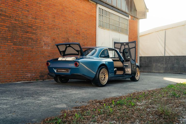 Restomod Italian cars: classics reborn for modern roads | Wallpaper*