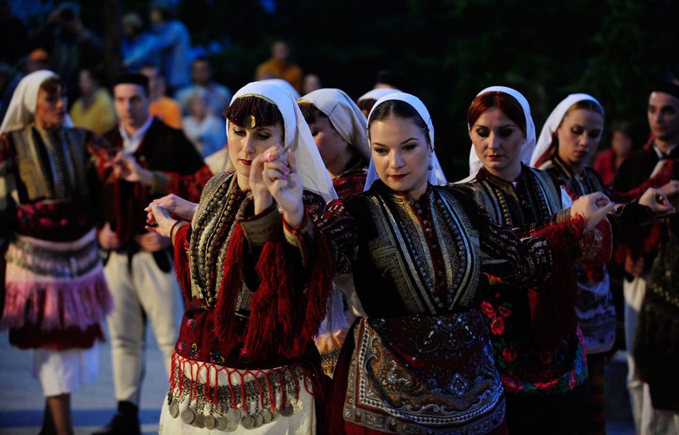 12 traditional dances from around the world | The Week