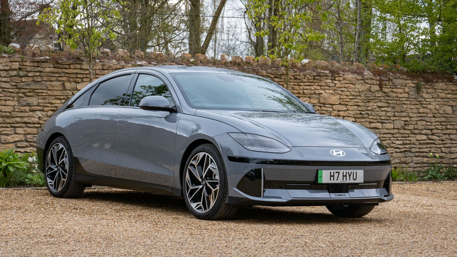 Hyundai Ioniq 6 first drive: an electric streamliner with impressive ...